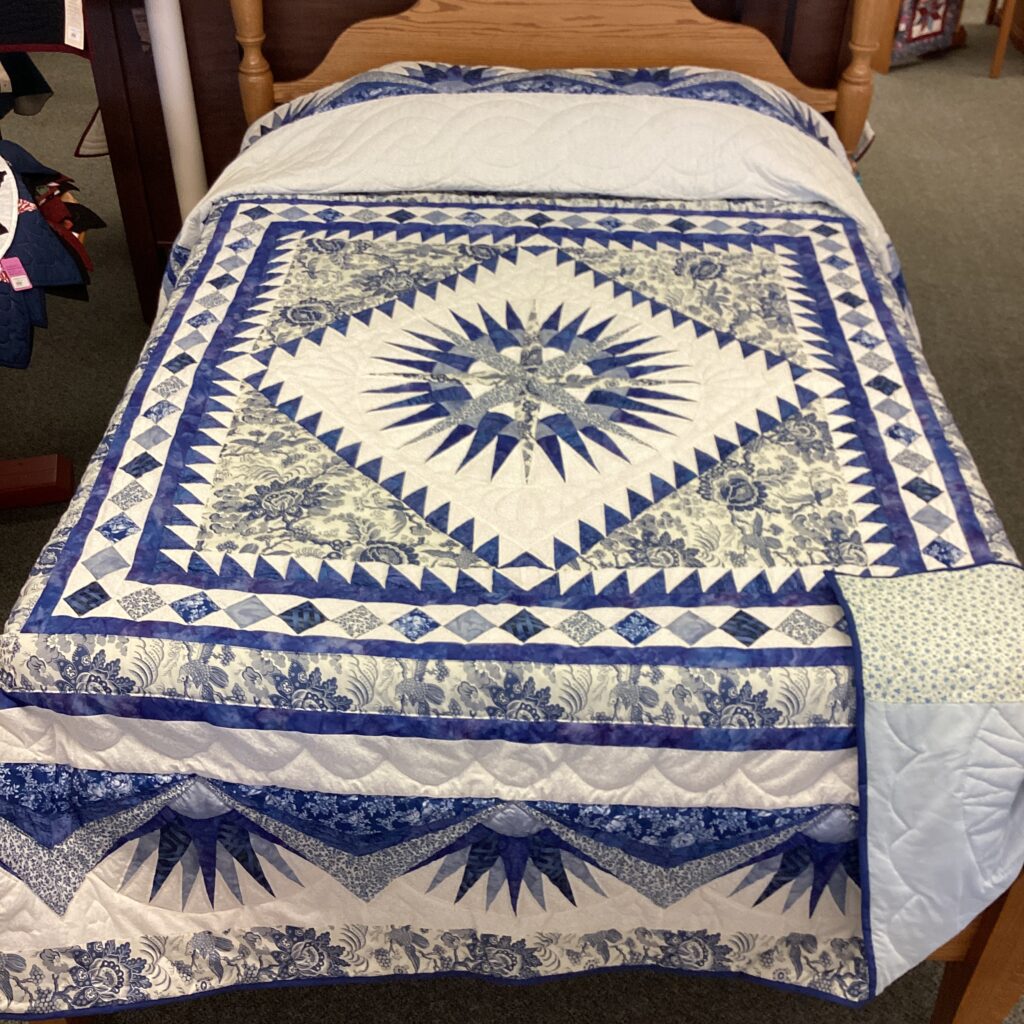 Star of Beauty Queen Size Hand-Stitched Quilt